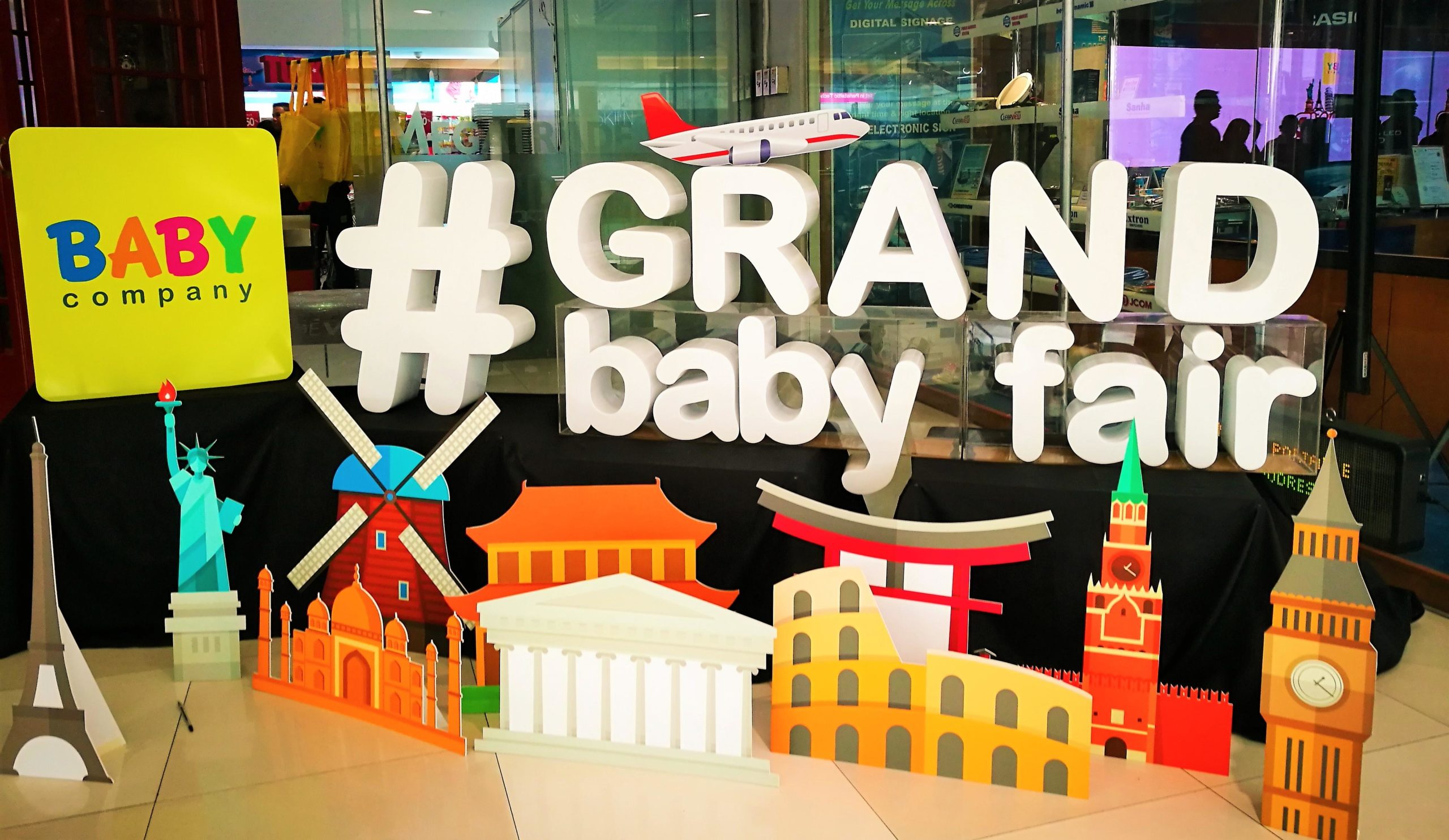 MOMI SMILES| Like attracts like at the Baby Company Grand Baby Fair 7 ...